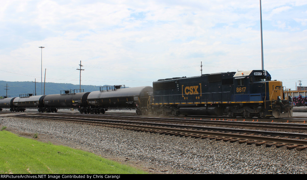 CSXT 8617